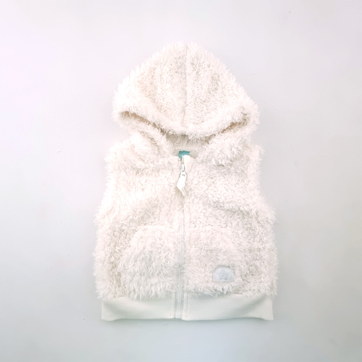 *PLAYGROUND* 3-6m Girls White Fluffy Sleeveless Jacket - Ackermans – Jolly Monsters